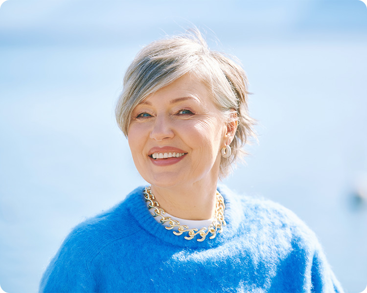 Effortless Ways to Look Younger in Photos Every Time